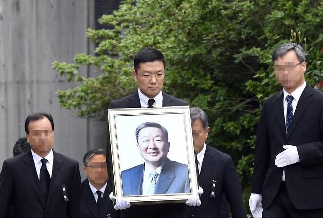 Lg家 맏사위 윤관 Skiet 지분 매입 가능성 현실성 없다
