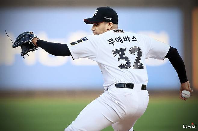롯데 손성빈 선발 포수 마스크kt 퓨처스 타격왕 윤준혁 선발 3루수 출격 수원에서mhn