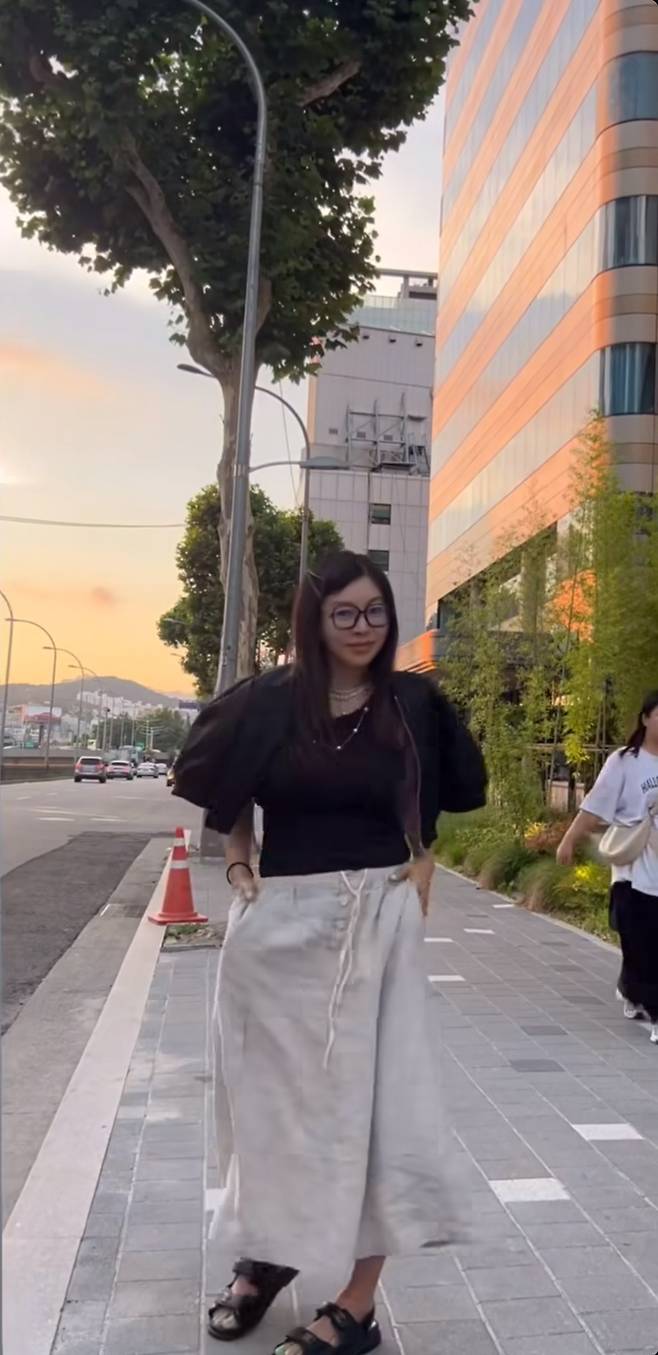 61세 황신혜 우리 엄마 80대 맞아우아한 모녀 롱스커트 시밀러룩 스타와 패션