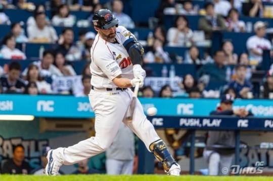 '하트 7승·10K+데이비슨 홈런' NC, LG 꺾고 3연패 탈출