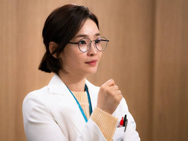 아무도 결혼한 줄 몰랐던 여배우 충격 근황 만난 지 6개월 만에 결혼 스타픽
