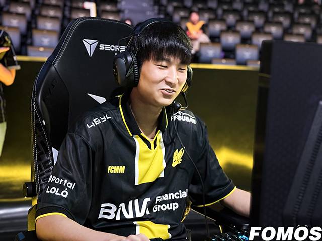 [LCK PO] 장기전 끝 BNK 3세트 승리, 스코어 1대 2 만들어