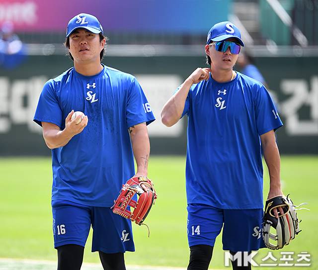 류지혁 안주형 ‘추석인데 여름 날씨야 Mk포토