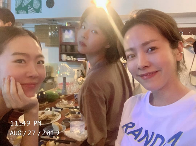 아무도 모르게 이미 결혼했다 깜짝 발표한 탑여배우 스포엔 뉴세이