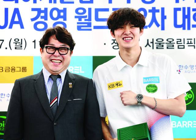 올림픽 동메달 포상금 받은 김우민 La선 시상대 가장 높은 곳에 설 것”