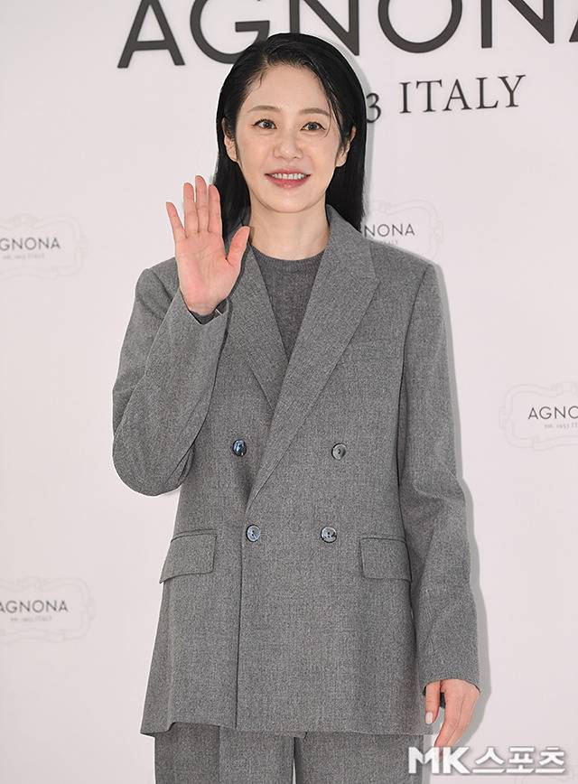 고현정 가르마 몇 대 몇이야 세련된 드뮤어 슈트 셋업룩 뷰티는 내운명