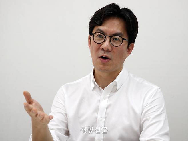 전세 반전세로 단계 전환하고 기업형 임대 촉진해야”