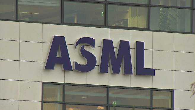 반도체주, ASML 쇼크 벗어났다…美 엔비디아 3.1%↑