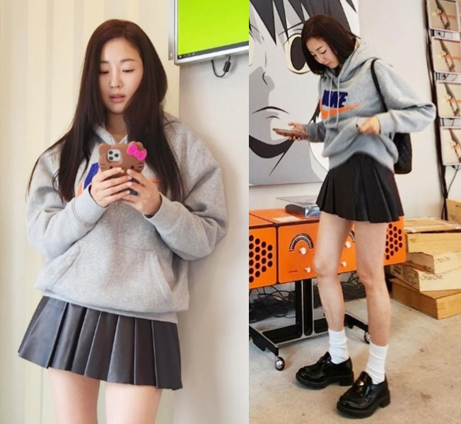 김사랑 생얼도 완벽한 초동안 미모 비현실적 비율 귀여운 후드티 플리츠스커트룩 뷰티는 내운명