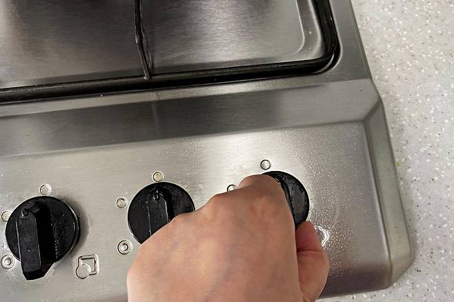 갑자기 가스불 안 켜진다고 당황하지 마세요 여기 확인하면 쉽게 해결됩니다 쏙쏙팁