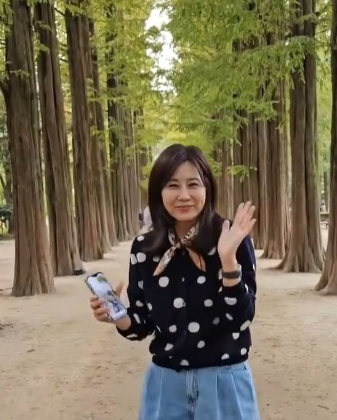 양정아 안문숙 김원희 김승수와 남이섬 나들이 러블리한 쁘띠 스카프 도트 니트룩 뷰티는 내운명