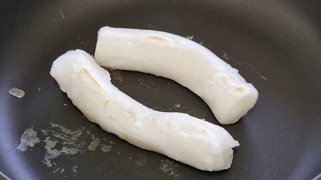냉동떡은 이렇게 해동하세요 이것만 부으면 새 떡처럼 맛있게 됩니다 최주부
