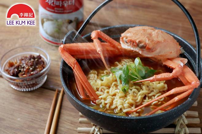 시원한 홍게 라면, 이렇게 만들어요 | RealFoods