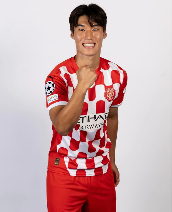 이강인 이후 최초 기록 韓 18세 유망주 김민수 Ucl 데뷔전 치렀다psv전 교체 투입