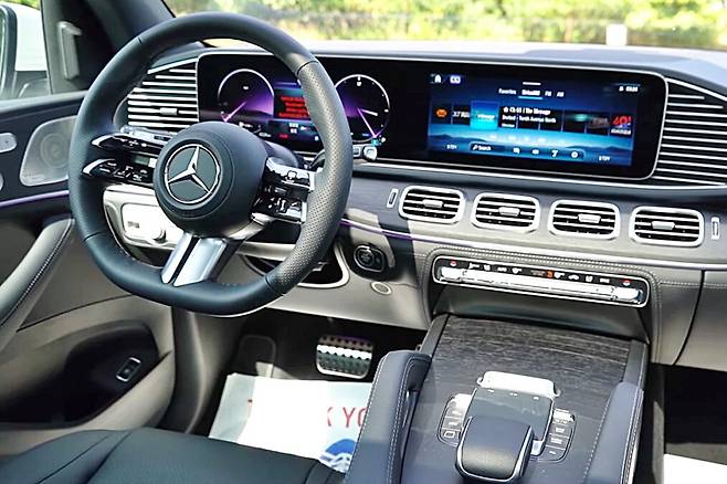 "660만 원 인하! 벤츠 ‘GLS 450 4MATIC’ 매력적인 가격에 ‘대형 SUV’ | 오토카뉴스