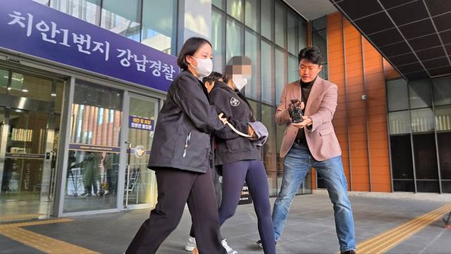 강남 무면허 8중 추돌 20대 女 송치···연신 죄송합니다