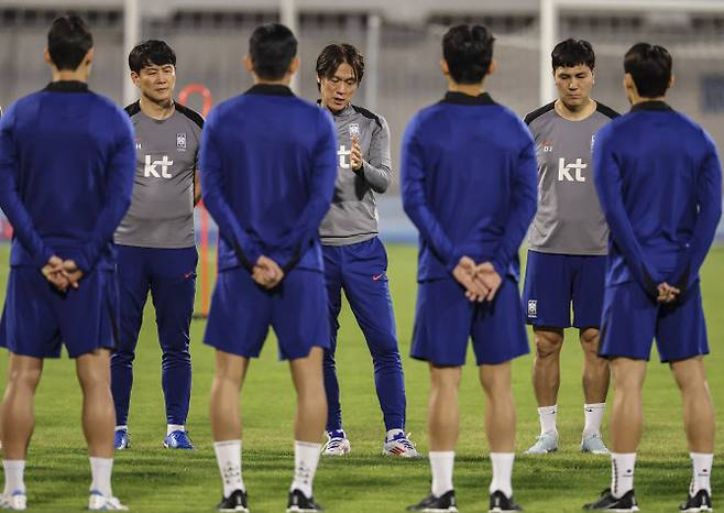 ‘중동 2연전 홍명보호 쿠웨이트서 첫 훈련 독주 체제 갖춘다