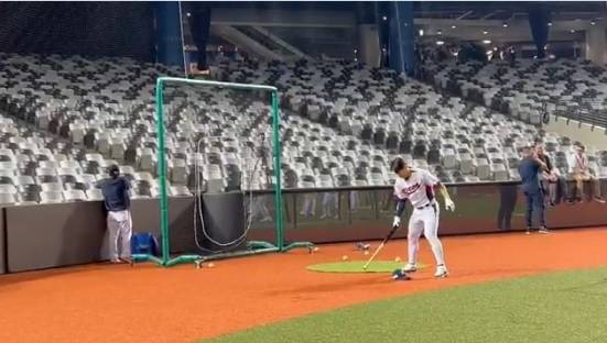 프리미어12 K 훈련법에 Mlb 기자도 쇼크 말문 턱한국 주장 송성문 고마워