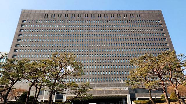 ‘시행사에 비싼 이자 장사’…검찰, 한국자산신탁 전 임원 피의자 조사