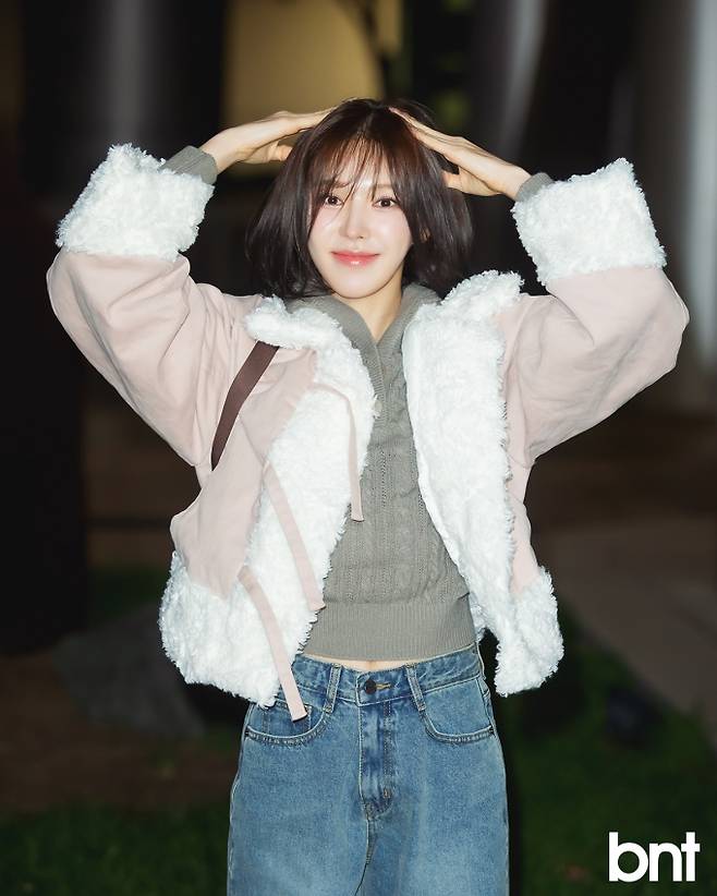 레드벨벳 웬디 '찌리릿 찌리릿, 오후 8시에는 107.7Mhz 아시죠?' [포토]