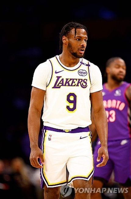 Nba G리그 부진→부상까지고전하는 브로니 현지 언론도 맹비판 진지한 계획이 맞나