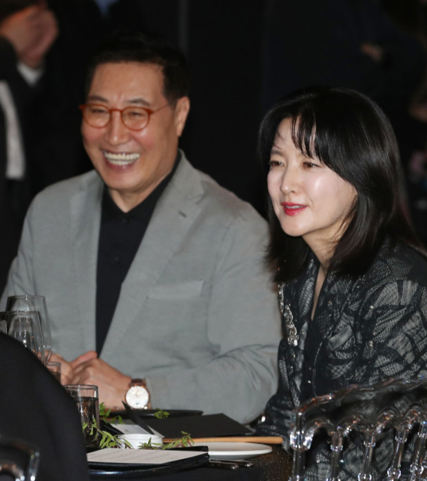 이름 나이 모두 거짓 21살 연상과 파혼 이유 직접 밝히고 연예계 떠난 탑여배우 스포엔 뉴세이