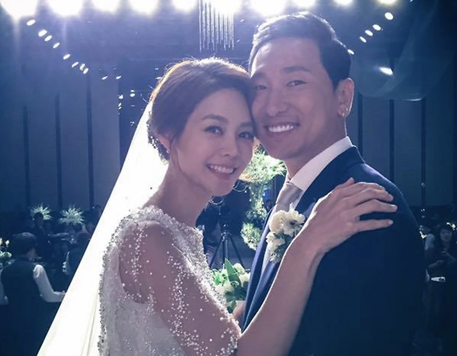 6개월 만에 초고속 결혼하고 6년 만에 이혼하더니 교회에서 펑펑 울었다는 男연예인 삶은영화