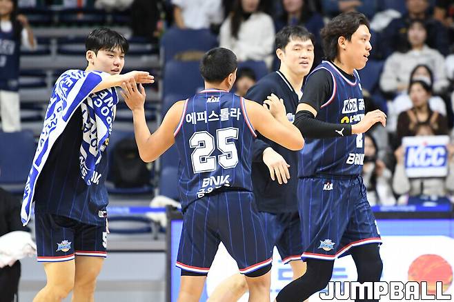 ‘최준용 송교창 복귀 Kcc 허웅 결승 3점포로 현대모비스 제압