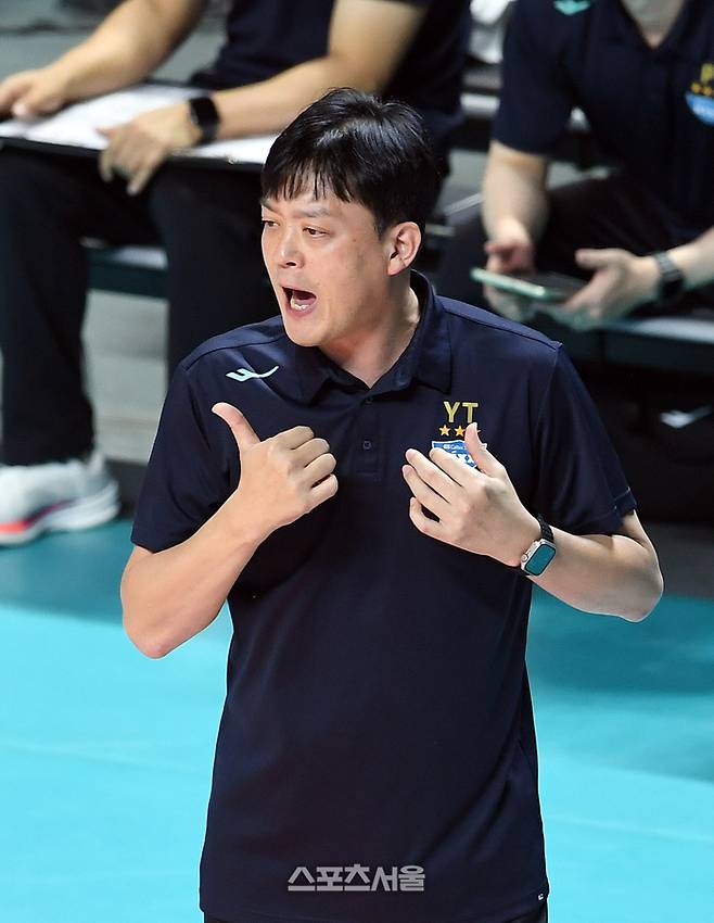 실바 와일러 부상에 이영택 감독은 한숨만 아본단자 감독은 이러면 발전 못 해” 촘촘한 리그 일정에 불만 목소리 Ss현장