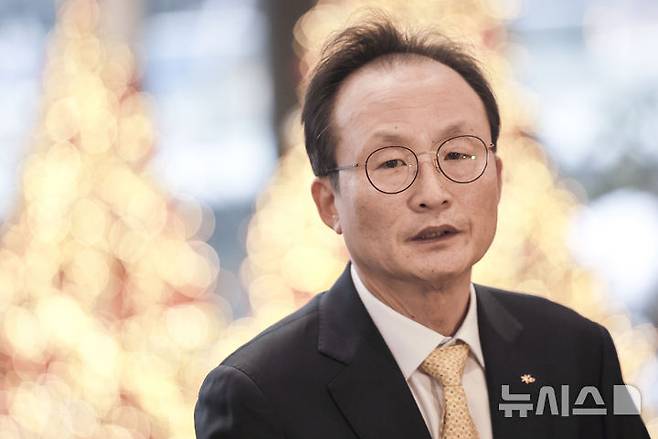 변화 택한 Kb금융 이환주 은행장 지명자는 누구