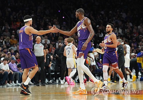Nba 듀란트의 친정팀 폭격 골든스테이트 피닉스에 패배하며 4연패 수렁