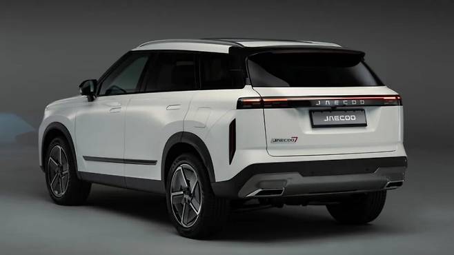 디자인 주목 받은 車 가성비로 쐐기 박았다” 글로벌 시장 경쟁자들 ‘초비상 리포테라