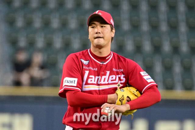 성적건강 위해 열심히 뛰겠다韓·美 180승 김광현 2025시즌 Ssg 캡틴 중책 맡는다