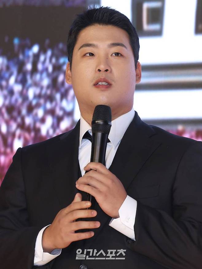 조아제약 시상식 컴백 플레이어상 강백호 힘들었던 2년 그저 버텨냈다