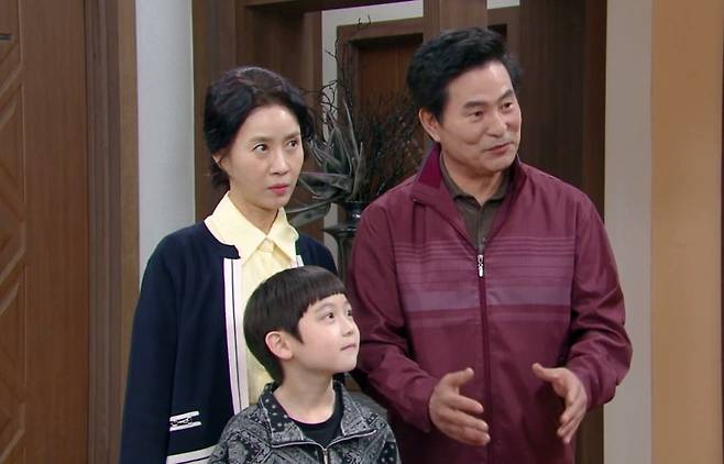 49세에 30살 아내와 결혼해 처가불편 안 만난다는 유명배우 스포엔 뉴세이