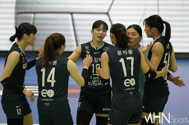 선수 겨우 채우는 형편 상황 어려운 최하위 Gs칼텍스외인이 절실하다 일문일답