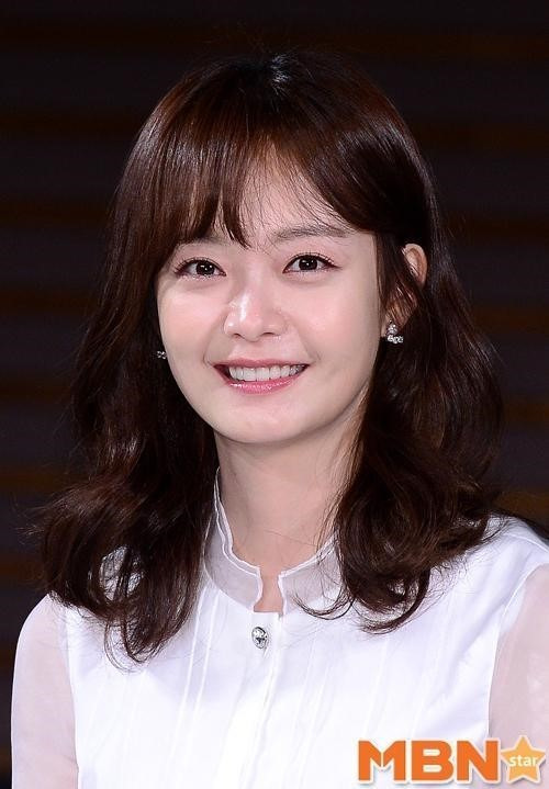 매일 머리를 때리고 욕하던 감독에게 제대로 복수한 여배우 연예는 내운명