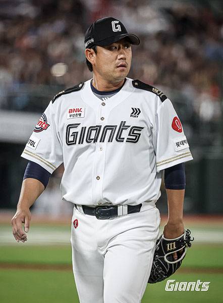 방출생 신화 작성 거인 군단 마당쇠 김상수 74경기73⅔이닝 혹사 여파 딛고 2025시즌도 활약 이어갈까