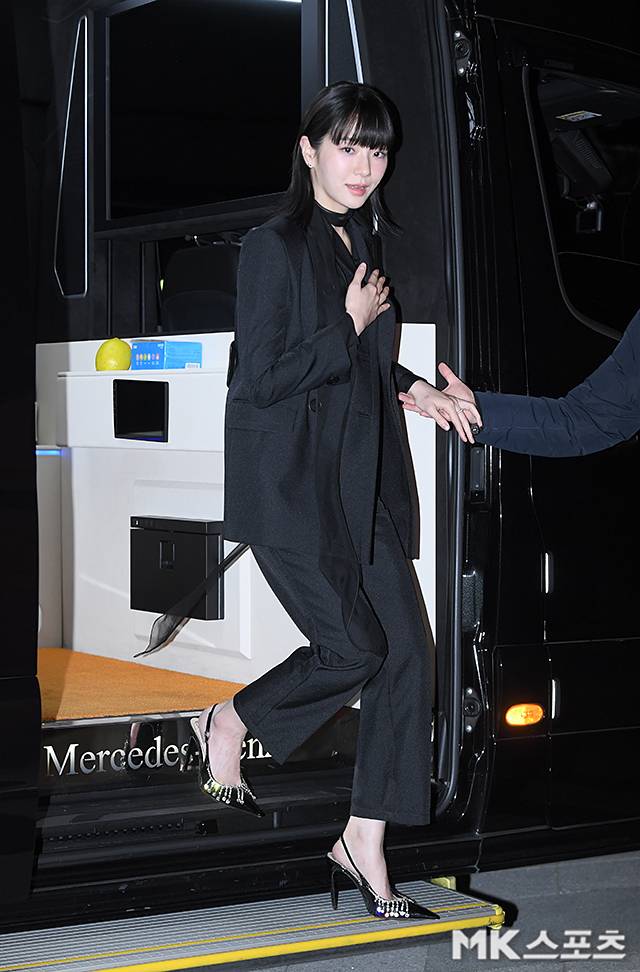 ‘오징어게임2 핑크카펫 박규영 당당하게 뽐낸 파격 시스루 패션