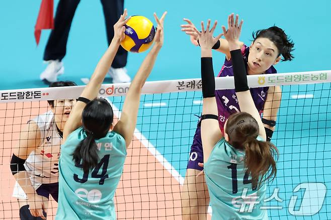 2008년에도 현재도 건재한 흥국생명 김연경구단 최다 13연승 도전