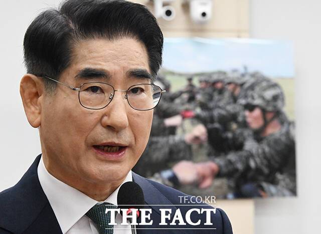 北 무인기 김용현 지시설정부 안 밝히나 못 밝히나