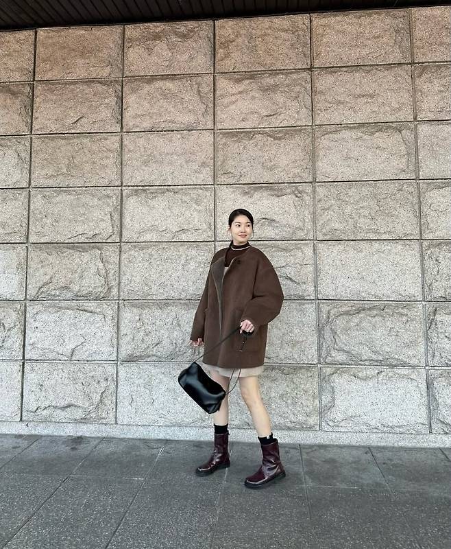 결혼♥4년 됐는데둘이서만 살아도 행복 웃음이 끊이질 않는다는 유명가수 와이프 뷰티는 내운명