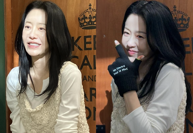 고현정 53살 맞아 레이어드 패션으로 10살은 어려보여 스타픽