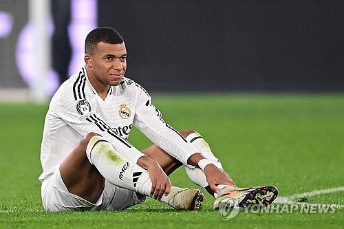 음바페 날벼락 골 넣고 부상 Out레알 아탈란타 원정 3 2 제압 →16강 Po 가나 Ucl 리뷰