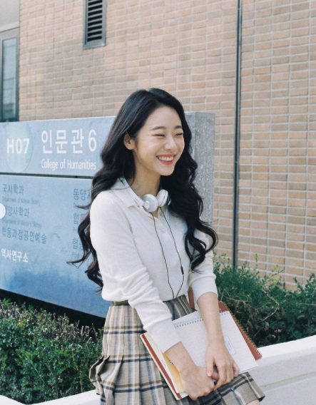 본인도 서울대 나와 서울대 의사 만나 결혼한 미모의 배우 어썸클
