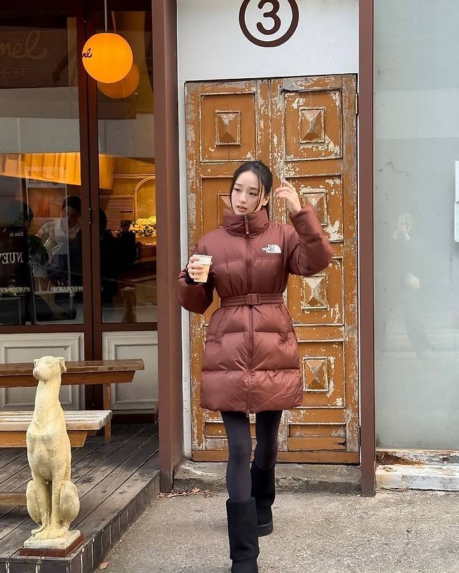 손연재 애엄마 맞아 잘록한 허리라인 뽐내는 패딩 코디 스타픽
