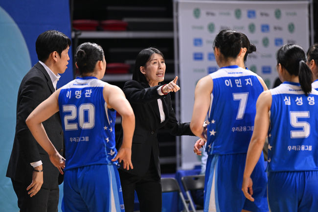 ‘wkbl 최초 한 쿼터 0점 실화냐 우리은행 망신살신인 홍유순은 대기록 달성