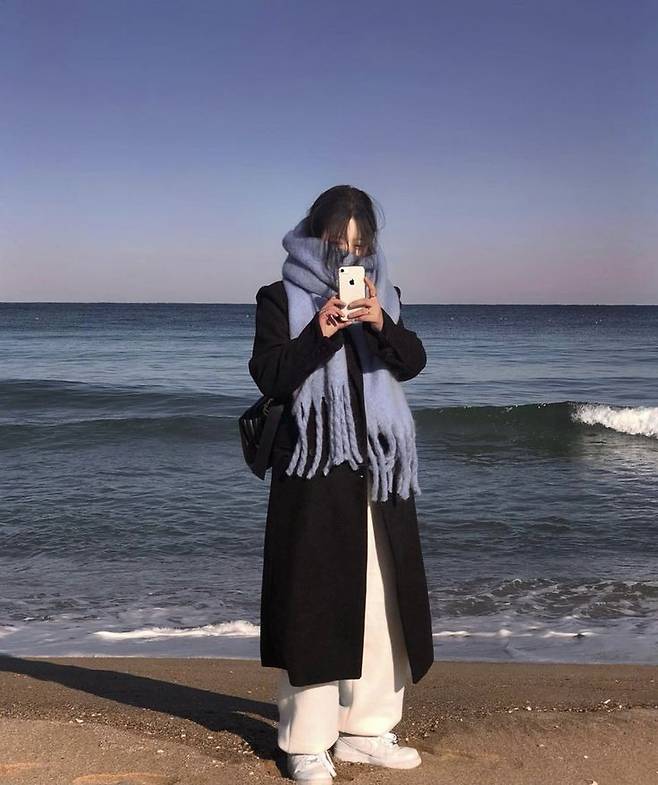 롱패딩만큼 따뜻하고 예쁘기까지한 롱코트 코디 파이베트
