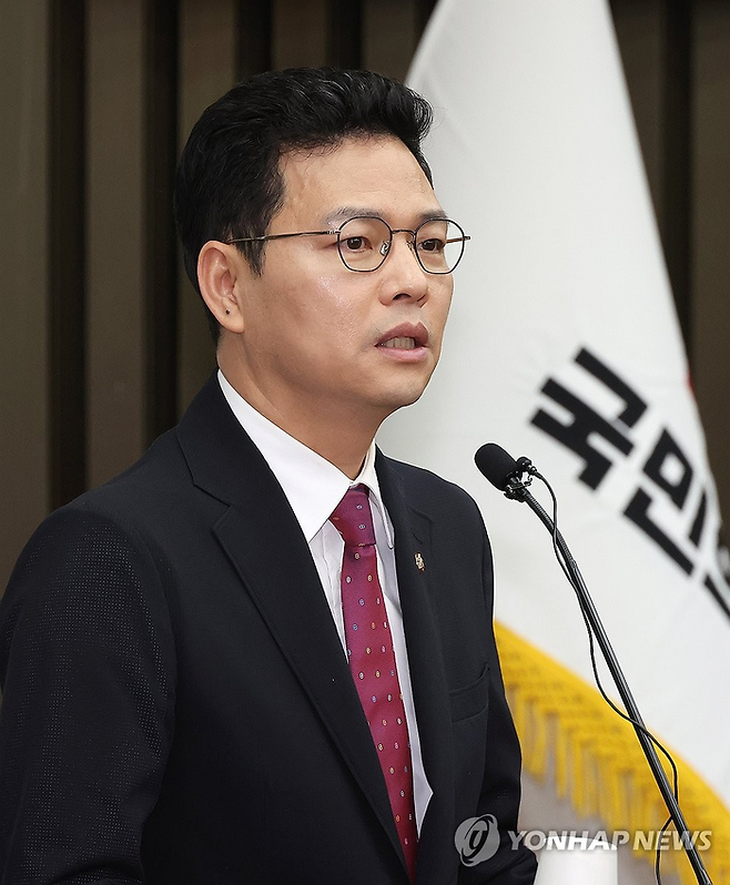 홍준표 ‘탄핵 찬성 오세훈 사정 있을 것”박정훈 이런 논리 처음”
