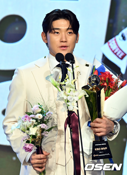 천재타자 택한 스카우트 팀의 소신, 역대급 우승과 흥행 이끈 신의 선택이었다